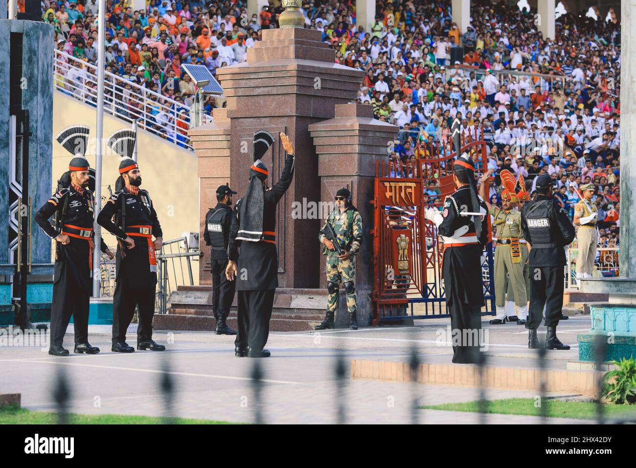 Pakistan Soldiers in Bright Military Uniform on the Wagah Attari Border ...