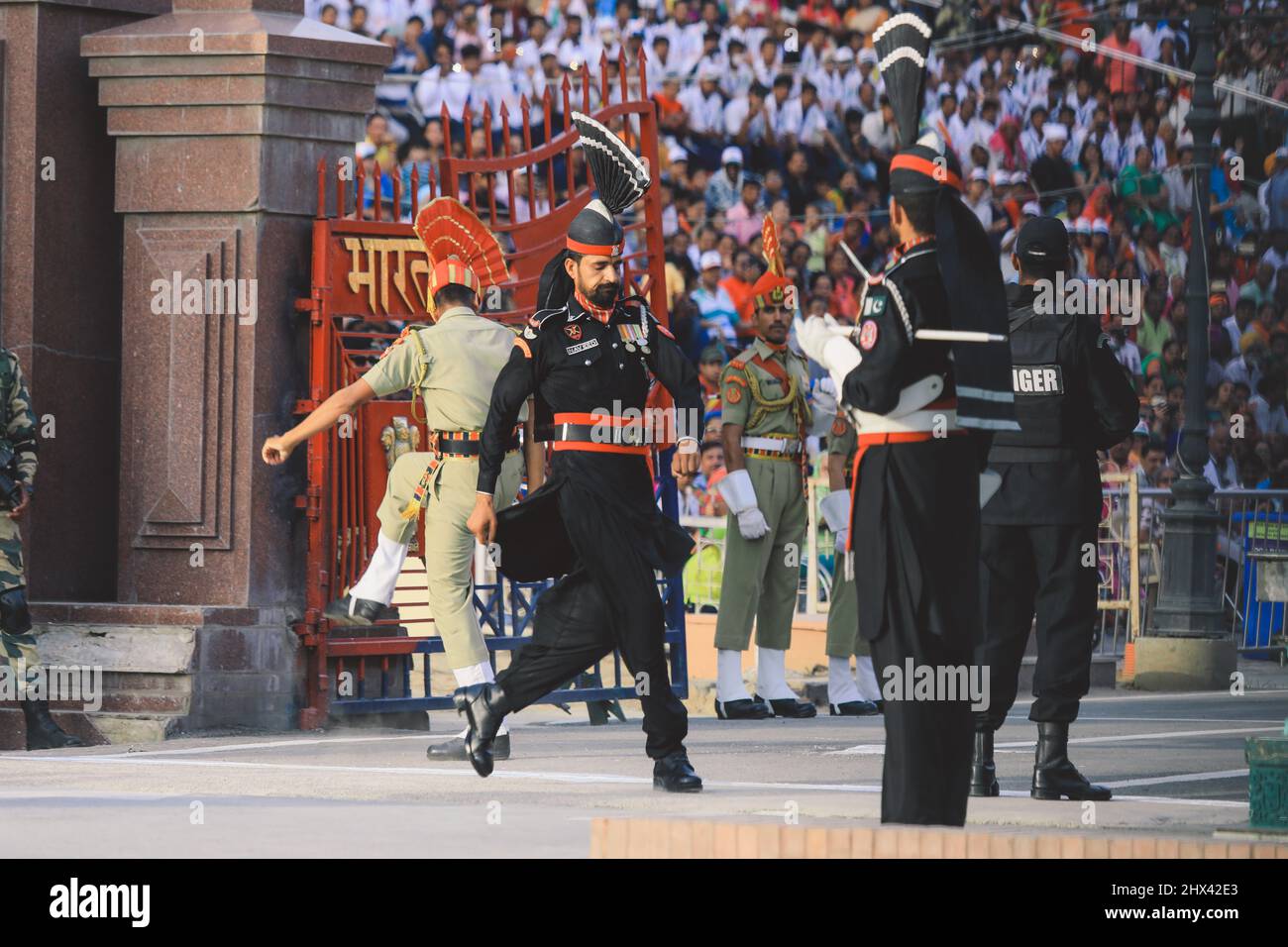 Pakistan Soldiers in Bright Military Uniform on the Wagah Attari Border ...
