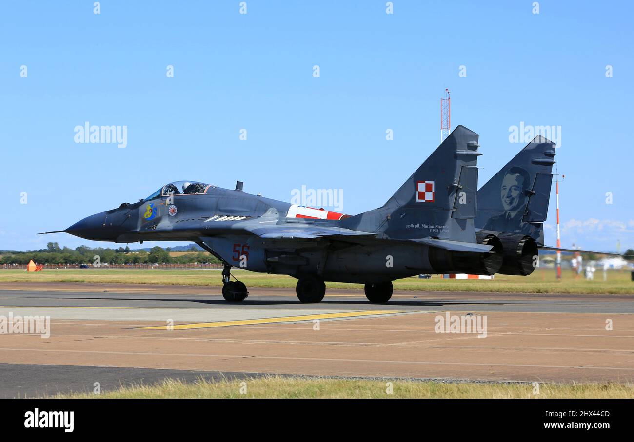 Mikoyan mig 29 fulcrum hi-res stock photography and images - Alamy