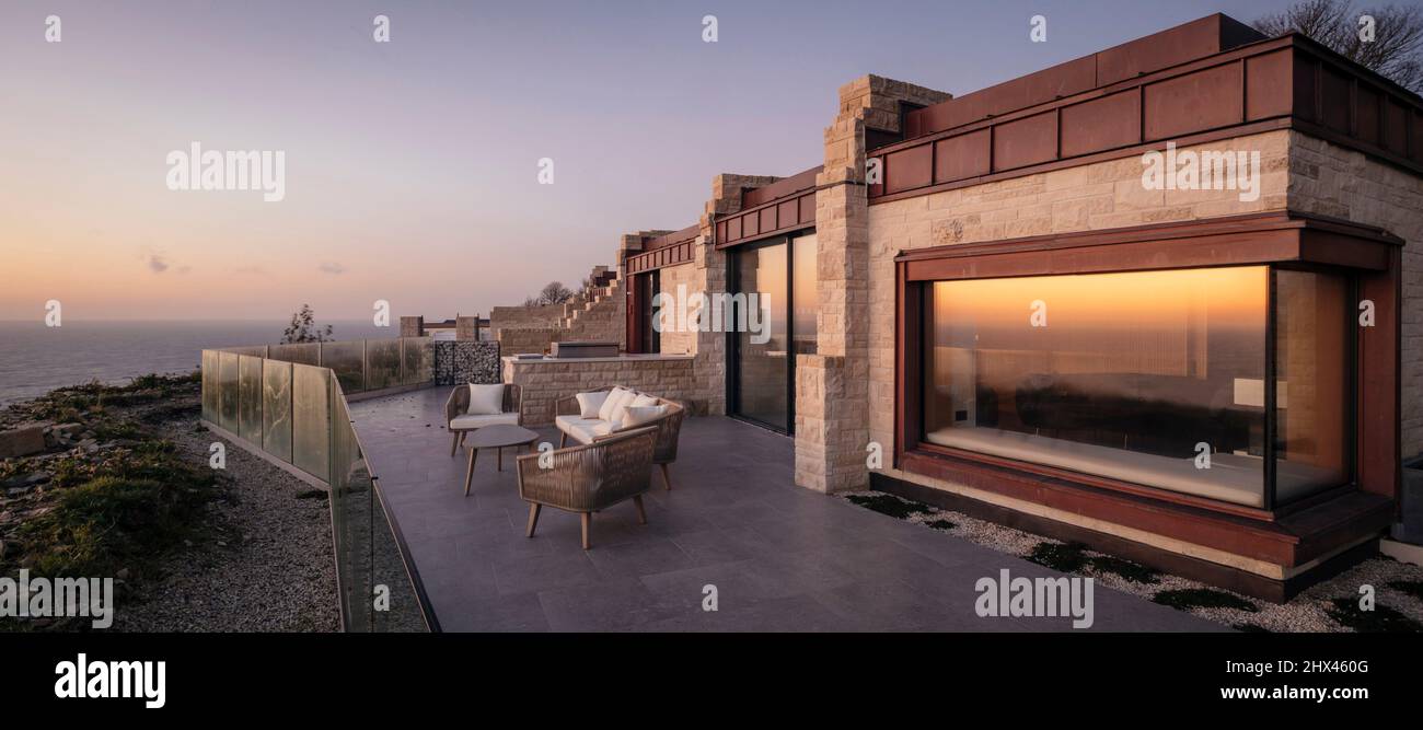 Kitchen windows beach hi-res stock photography and images - Alamy