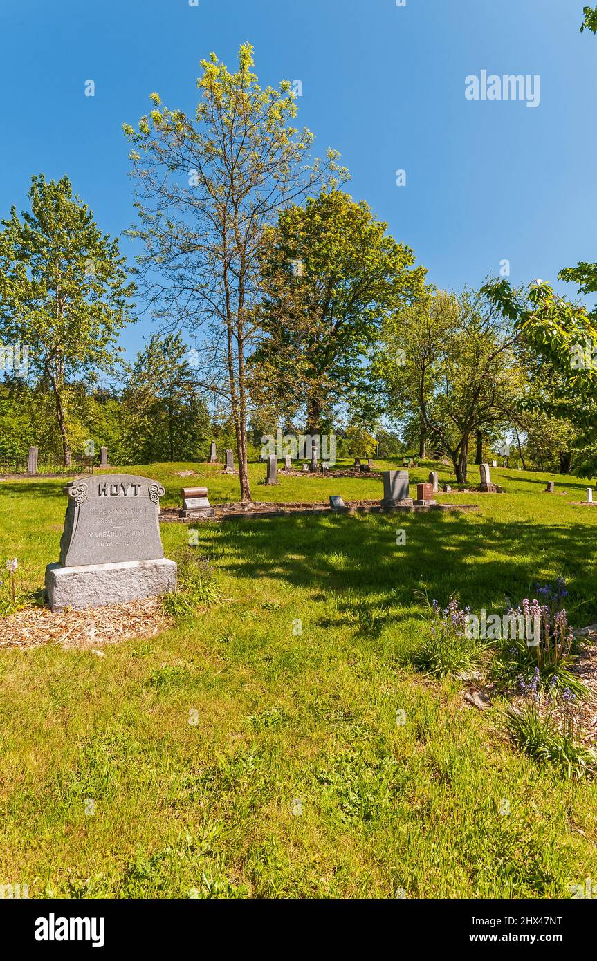 Peter Saar Cemetery in the Panther Lake area of Kent, Washington Stock ...