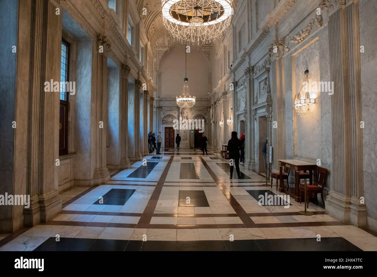 Interior royal palace amsterdam hi-res stock photography and images - Alamy