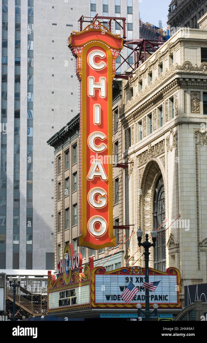 CHICAGO THEATER CENTER SIGN MARQUEE PAGE BROTHERS BUILDING (©RAPP ...