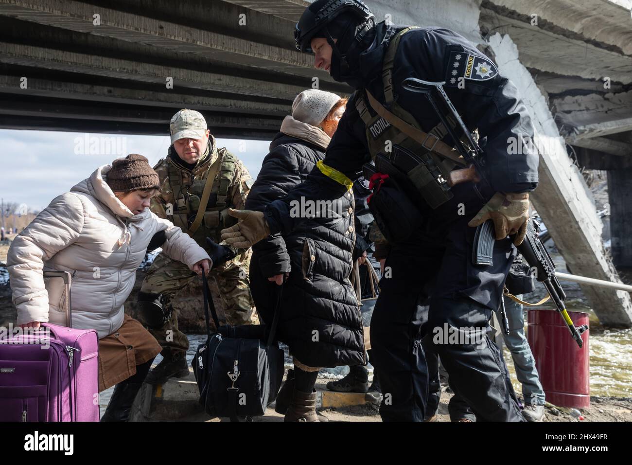 IRPIN, UKRAINE - Mar. 09, 2022: War in Ukraine. Thousands of residents ...