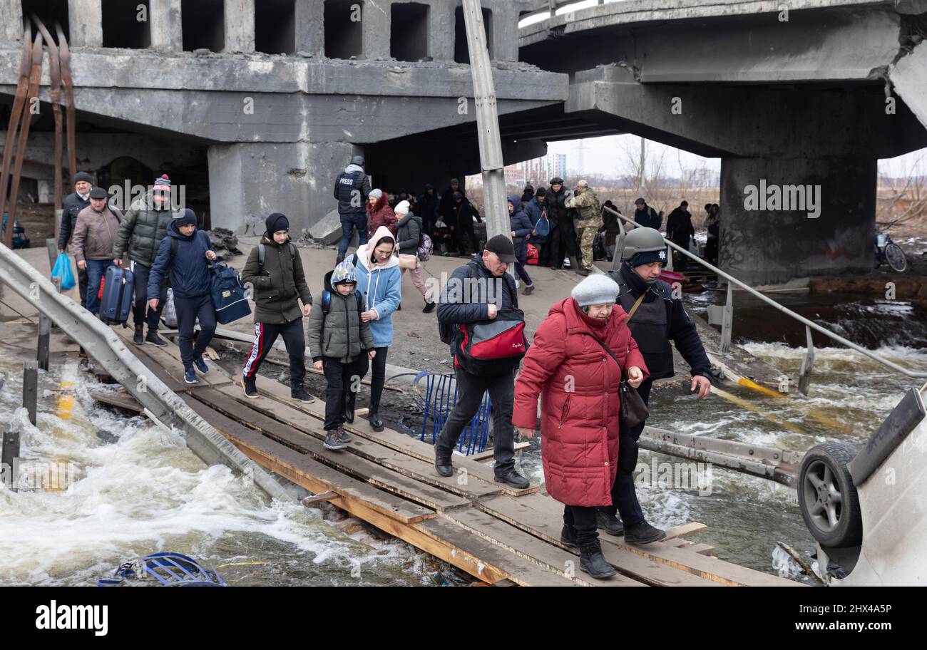 IRPIN, UKRAINE - Mar. 09, 2022: War in Ukraine. Thousands of residents ...
