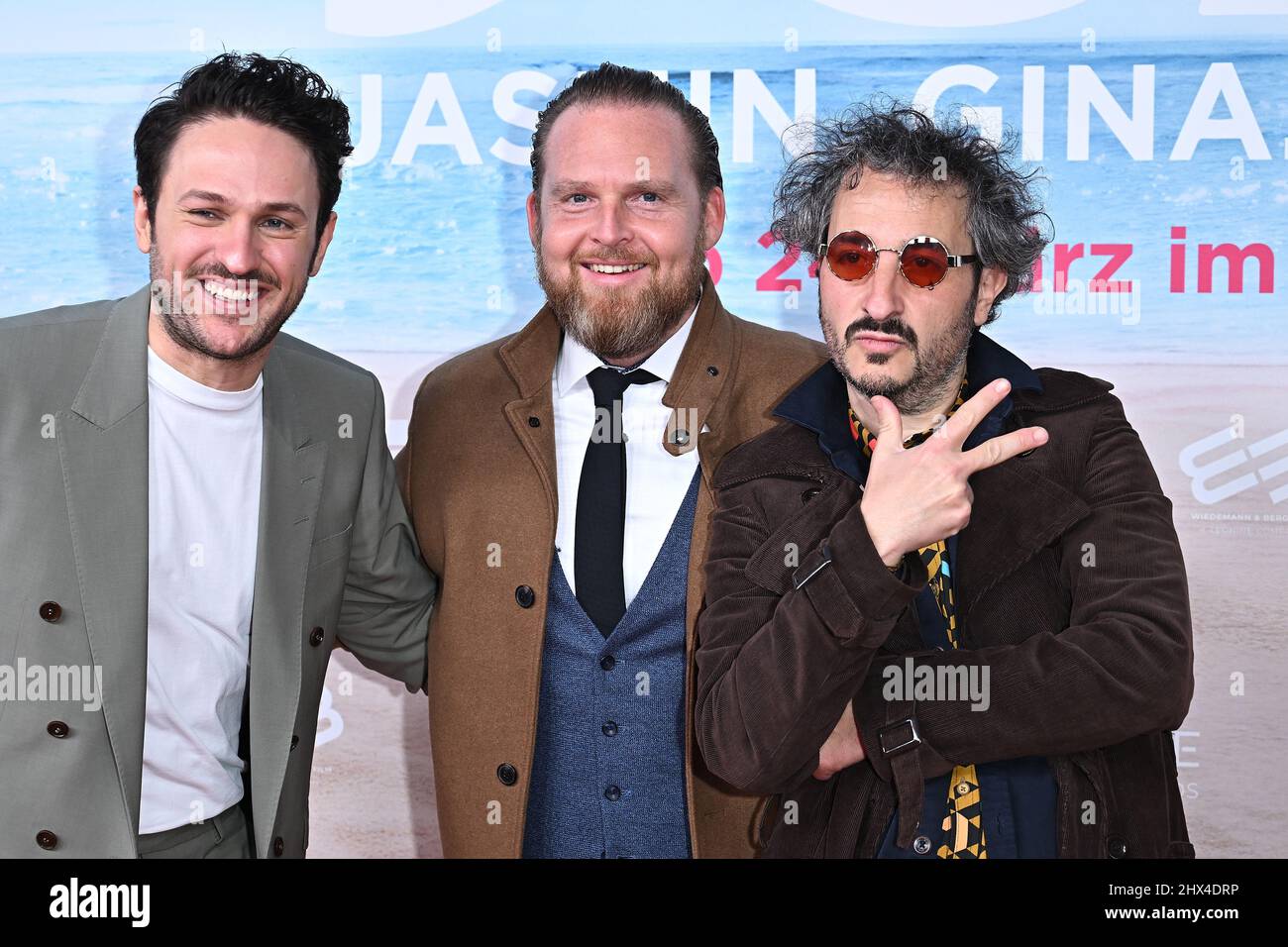 Munich, Germany. 09th Mar, 2022. Actors (from left) Dimitrij Schaad ...