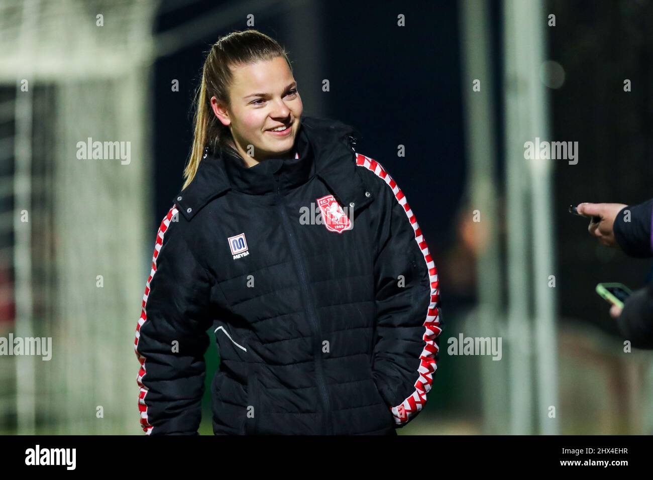 ENSCHEDE, NETHERLANDS - MARCH 9: Kayleigh van Dooren of FC Twente ...