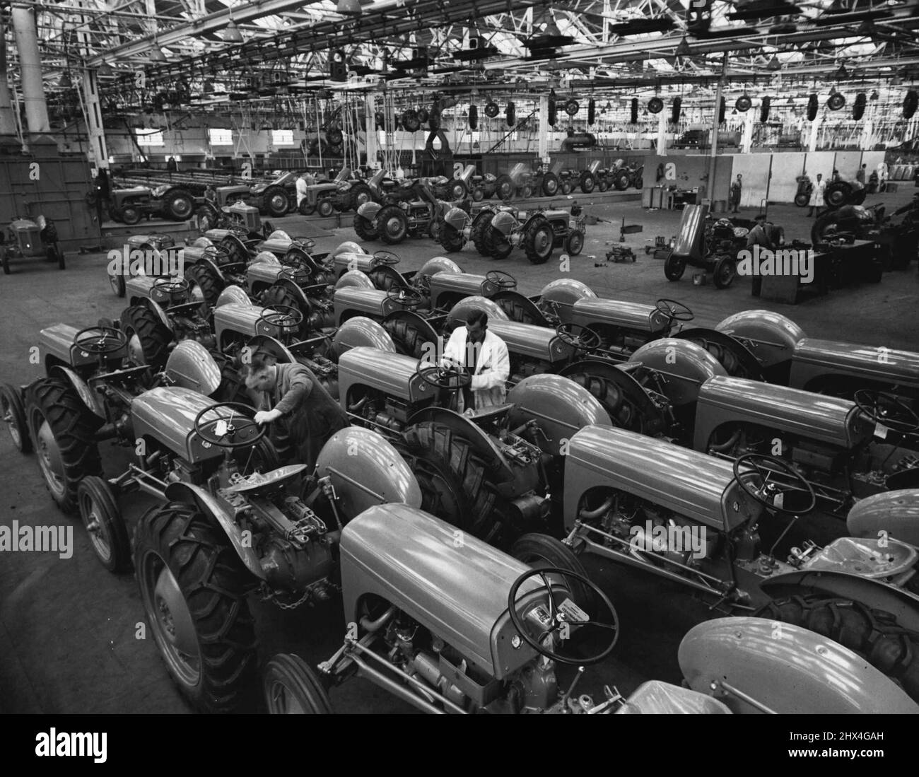 Tractor assembly line hi-res stock photography and images - Alamy