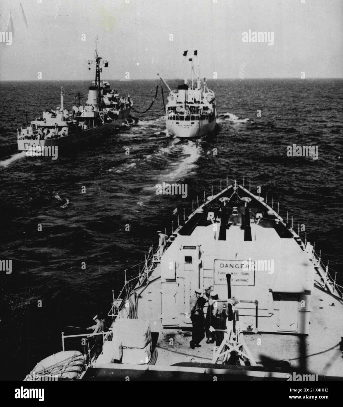Two Warships Refuel Together -- Refuelling together from the same Fleet ...