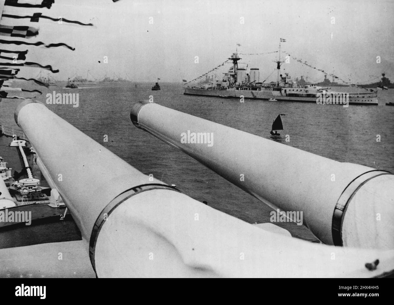 Fleet At Spithead For Grand Coronation - Review By The King - A fine of ...