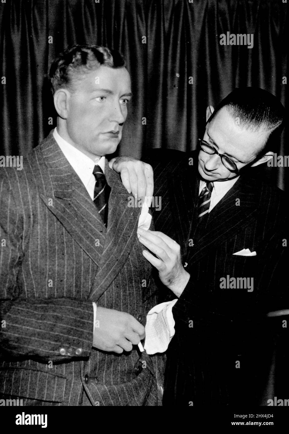 Heath Model in Madame Tussaud's -- Putting the finishing touches to the ...