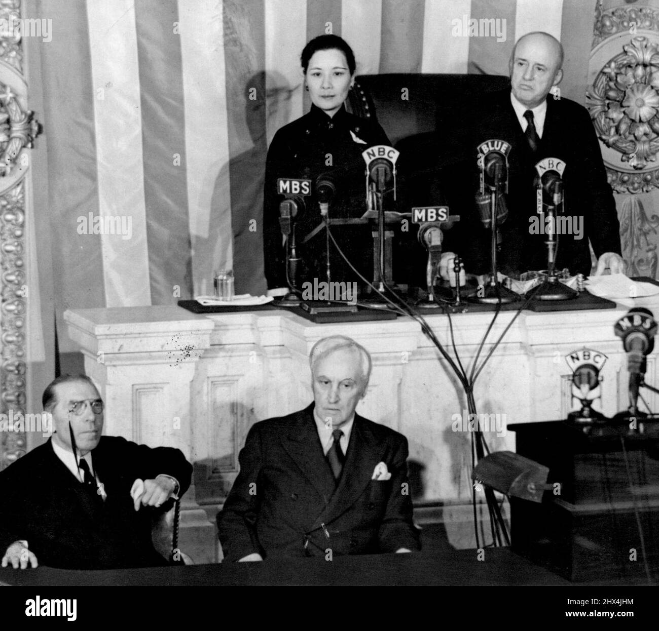 Madame chiang kai shek hi-res stock photography and images - Alamy