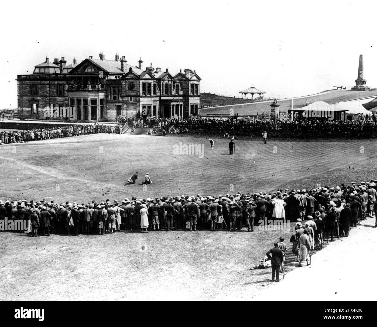 Jones Wins British Amateur Championship -- Bobby Jones and Roger ...