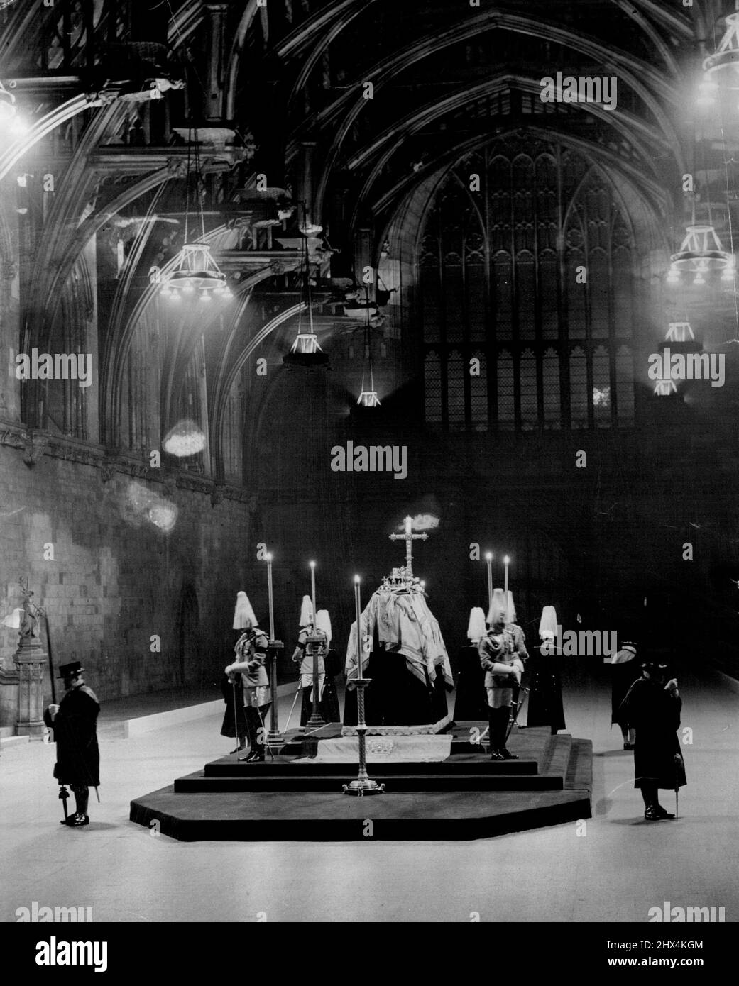 Mirror death Black and White Stock Photos & Images - Alamy