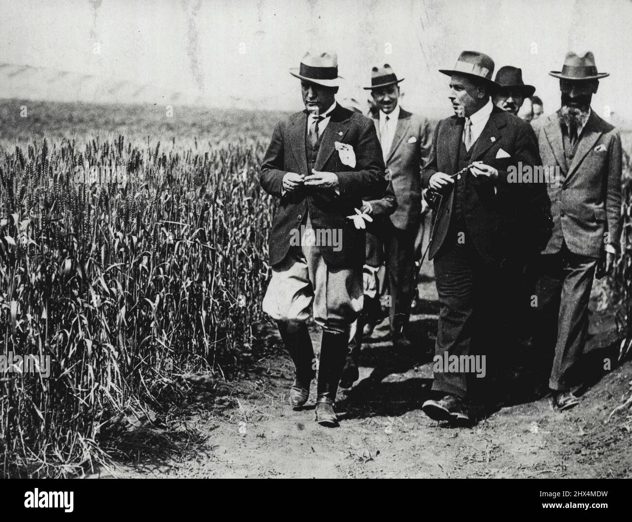 Vintage photo of benito mussolini hi-res stock photography and images ...