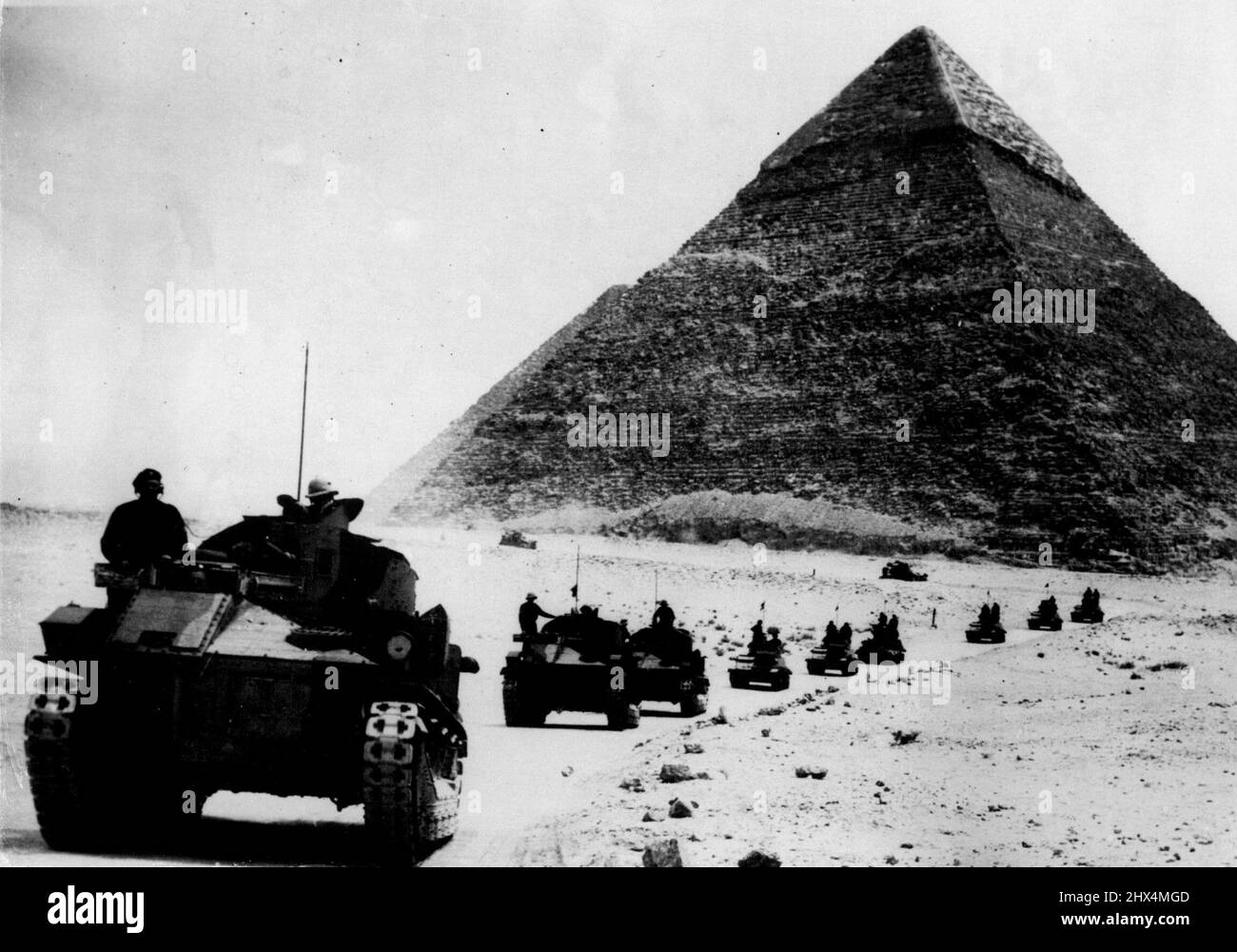 Cairo traffic pyramids hi-res stock photography and images - Alamy