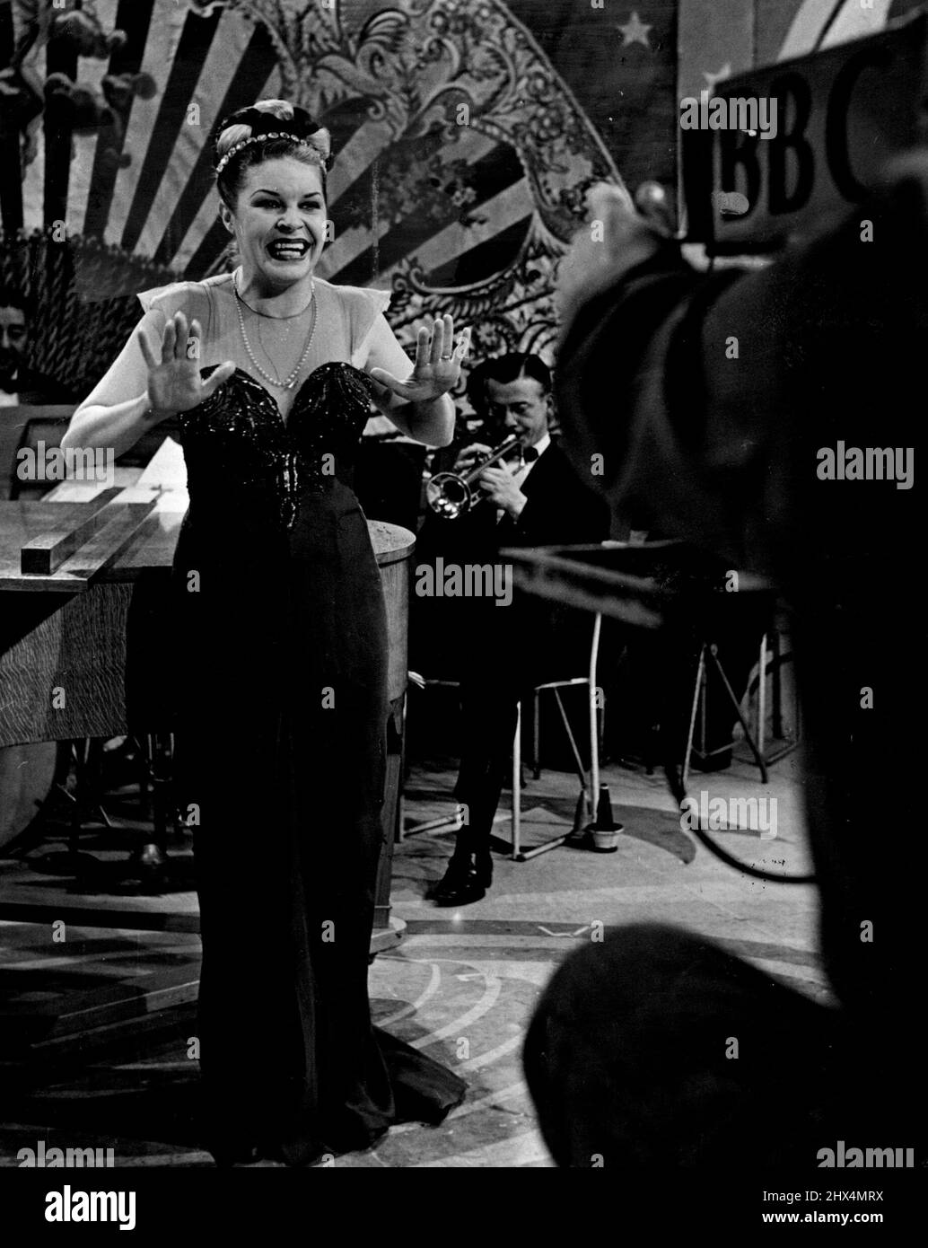 Rooftop rendezvous hi-res stock photography and images - Alamy