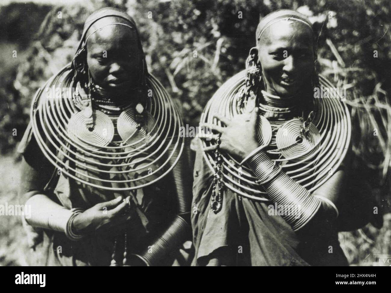 Native Types In Adigrat, Abyssinia - Two native girls in Adigrat ...