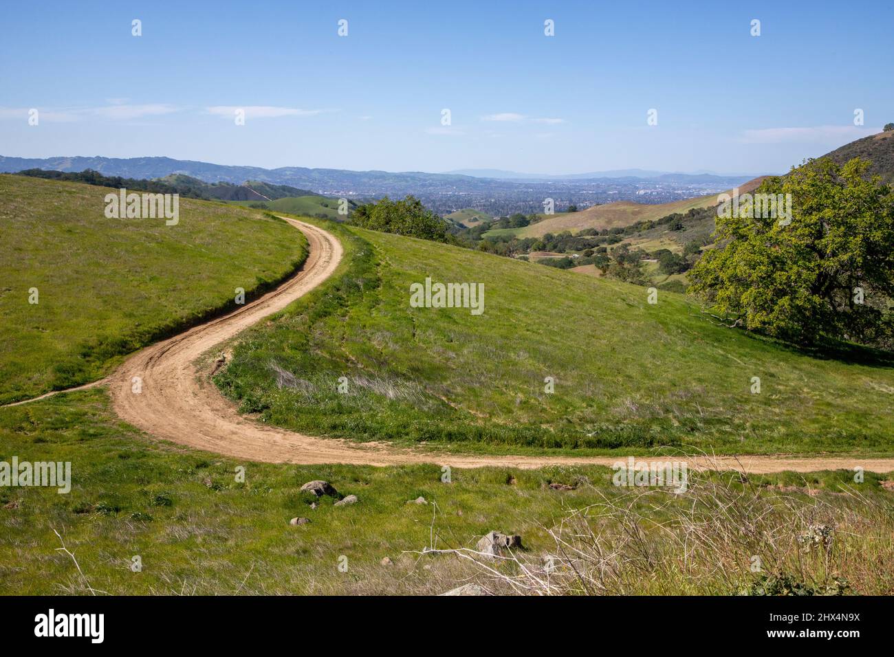 View from the south gate road leaving from Mt.Diablo in northern ...
