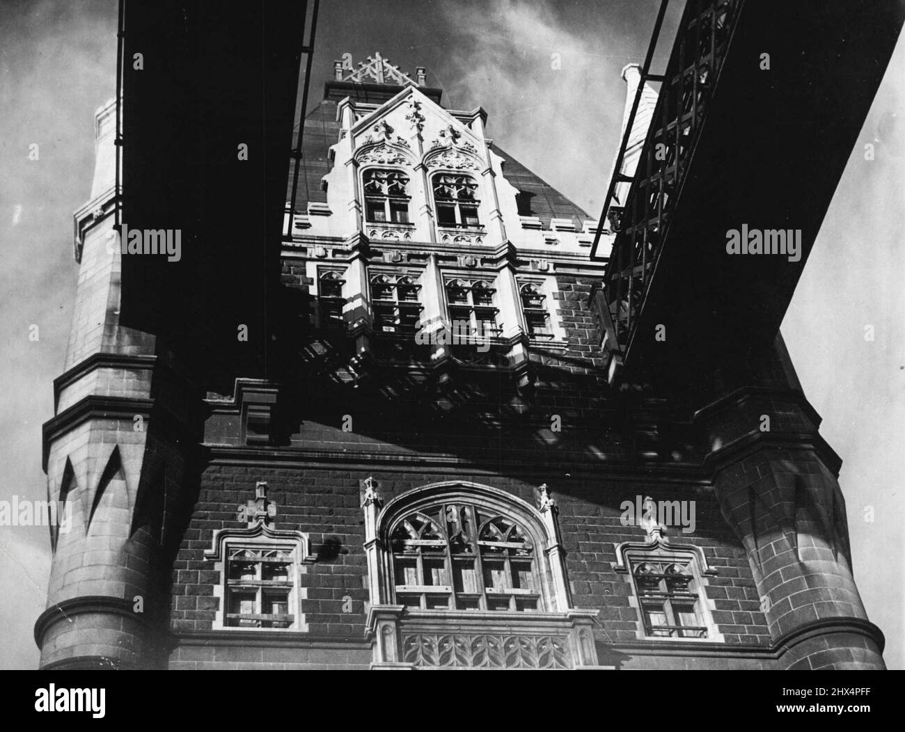 Ascross the Tower Bridge, as salid as all England ... World's Most ...