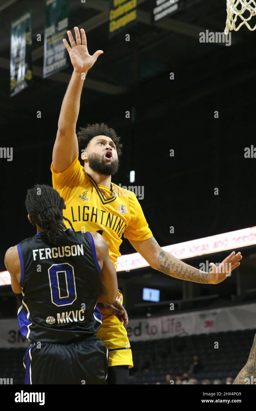 London Lightning defeat the Kitchener Titans, 104-90. Jermaine Haley Jr ...
