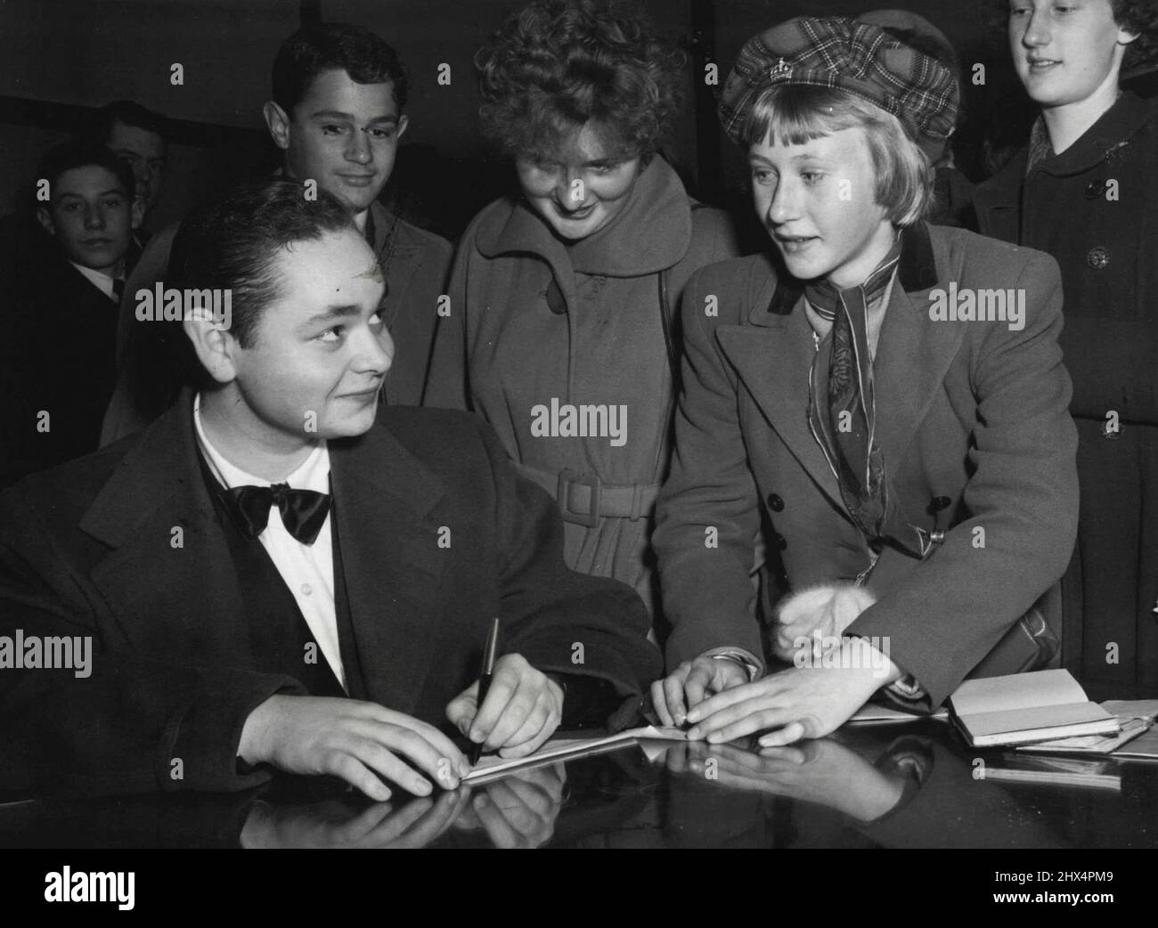 Old photo sydney town hall historic hi-res stock photography and images ...