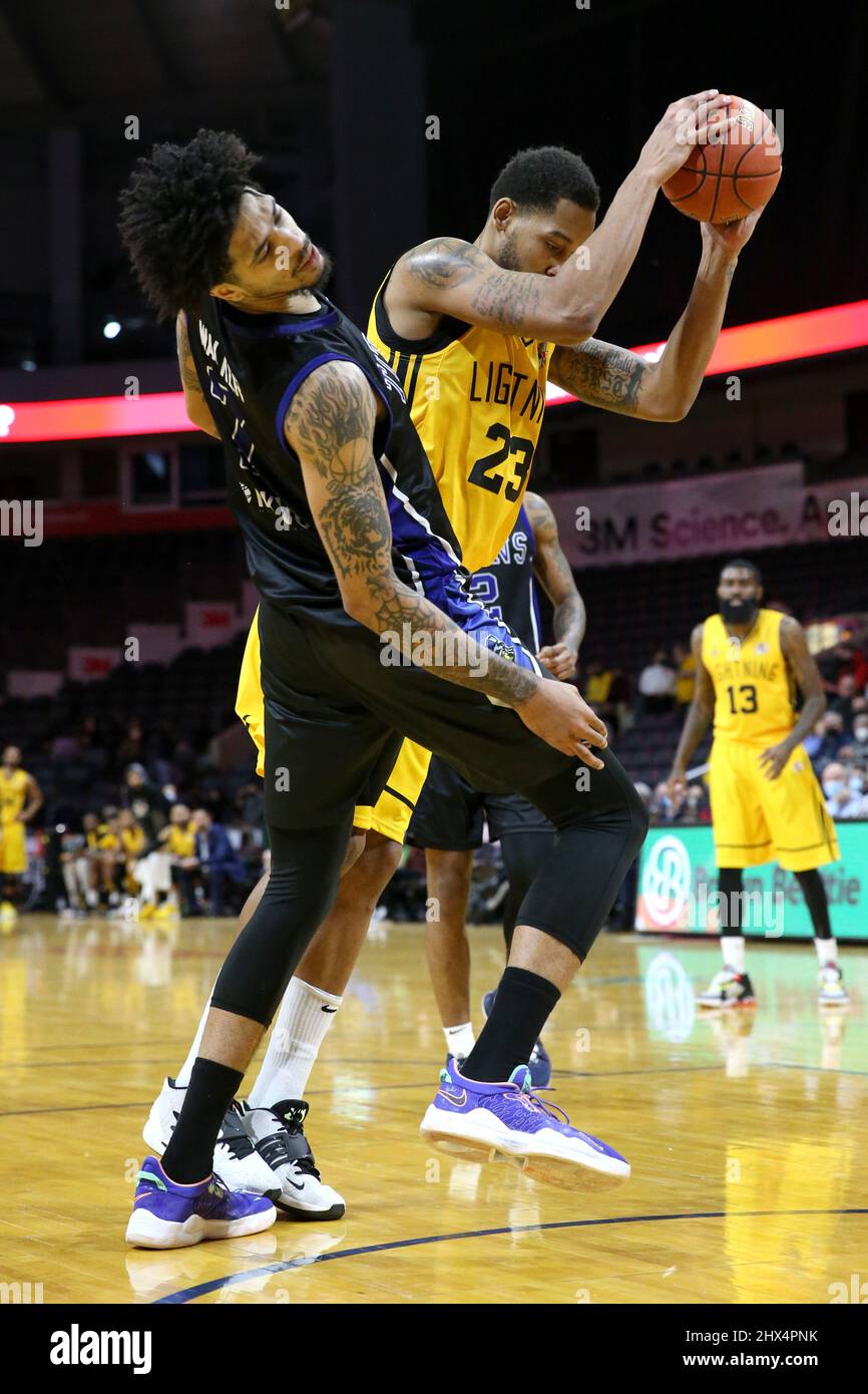 London Lightning defeat the Kitchener Titans, 104-90. Tyran Walker(7 ...