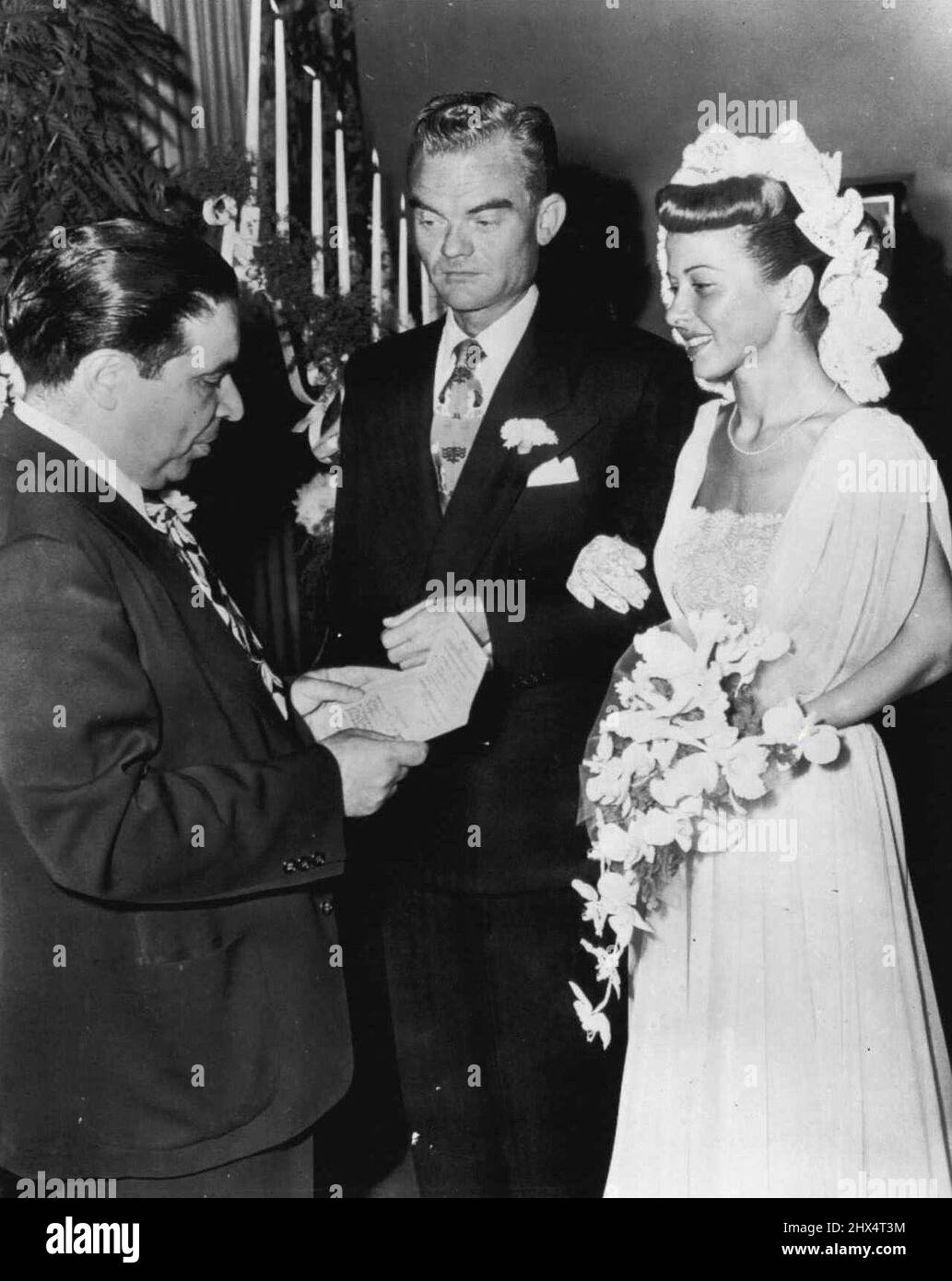 Spike Jones Weds -- Judge Alfred Paonessa Performs the marriage ...