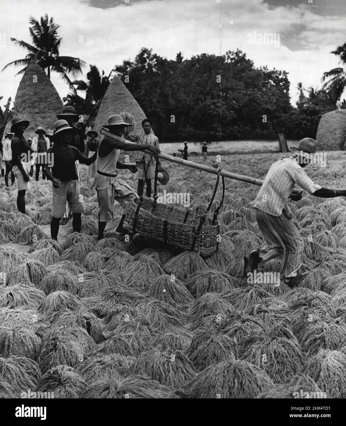 1940 indonesia hi-res stock photography and images - Alamy