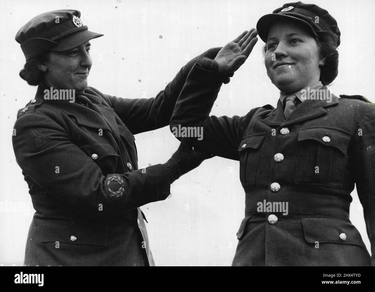 How to Salute: The right elbow must be in a straight line with the ...