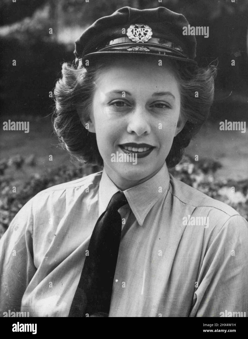 Waaf uniform hi-res stock photography and images - Alamy