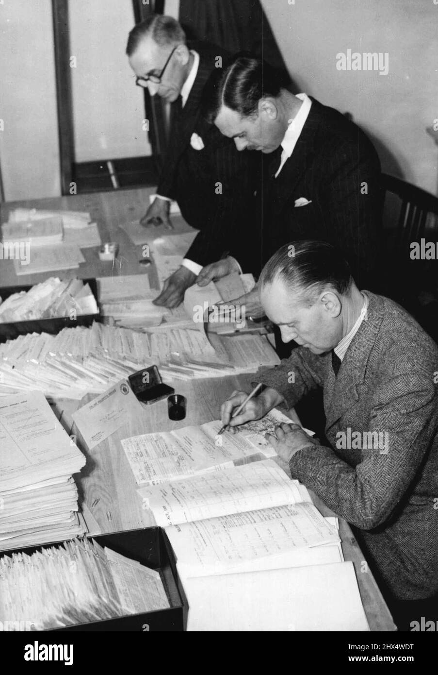 Medieval labor hi-res stock photography and images - Alamy