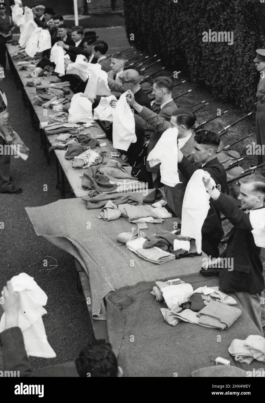 "Mons Squad" Of Militiamen - Today's First - Enrol At Kingston Today ...