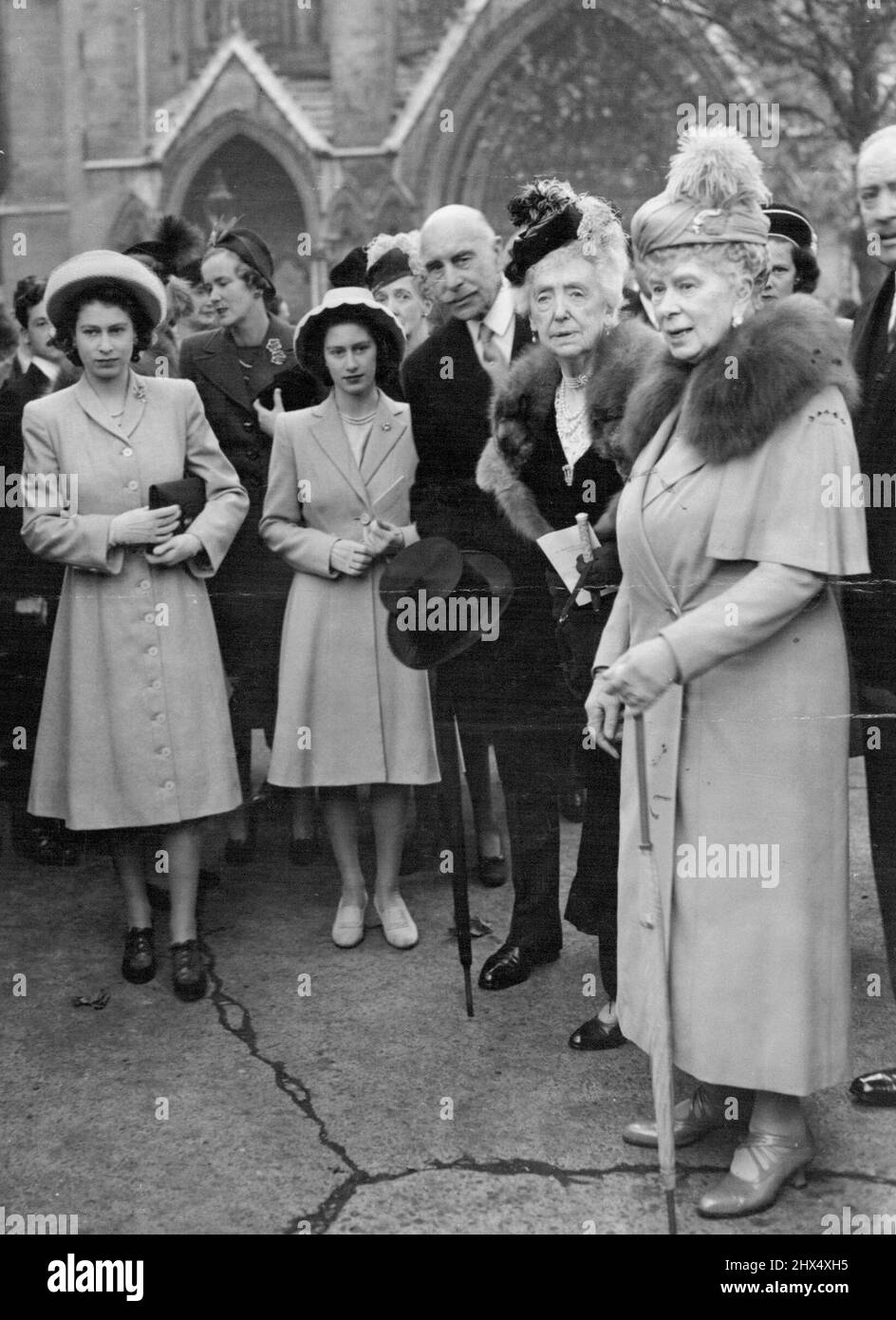 Princesses ***** Wedding : Princess Elizabeth, Princess Margaret Rose ...