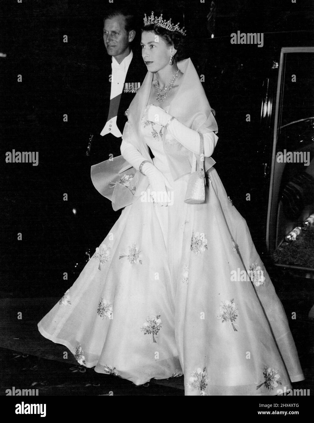 Queen elizabeth ii 1954 new zealand hi-res stock photography and images ...