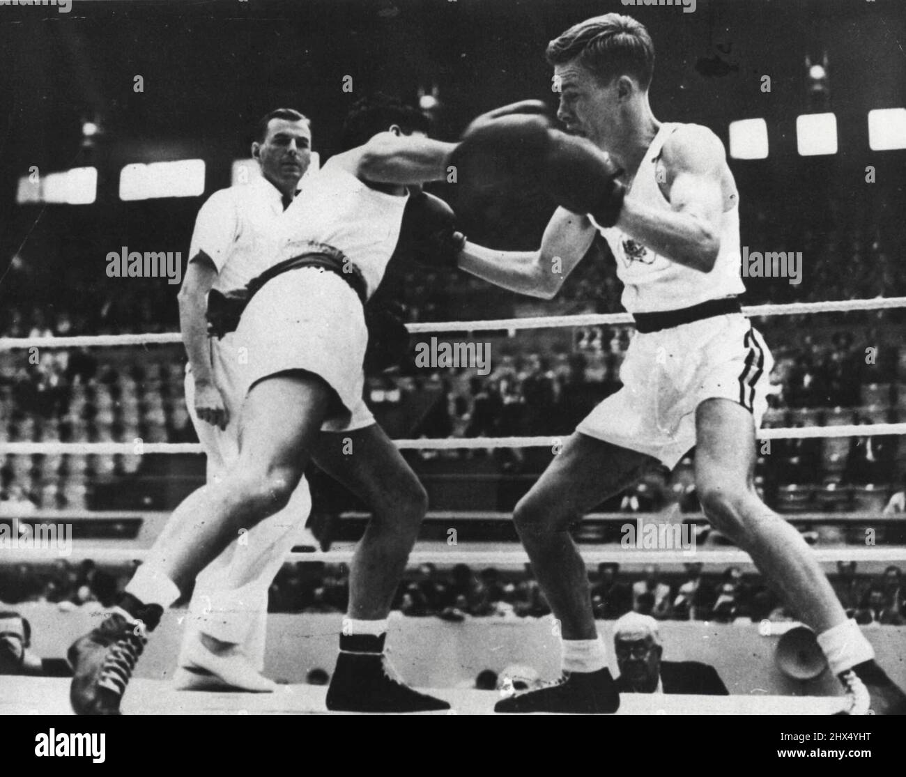 Archival bantamweight boxer hi-res stock photography and images - Alamy
