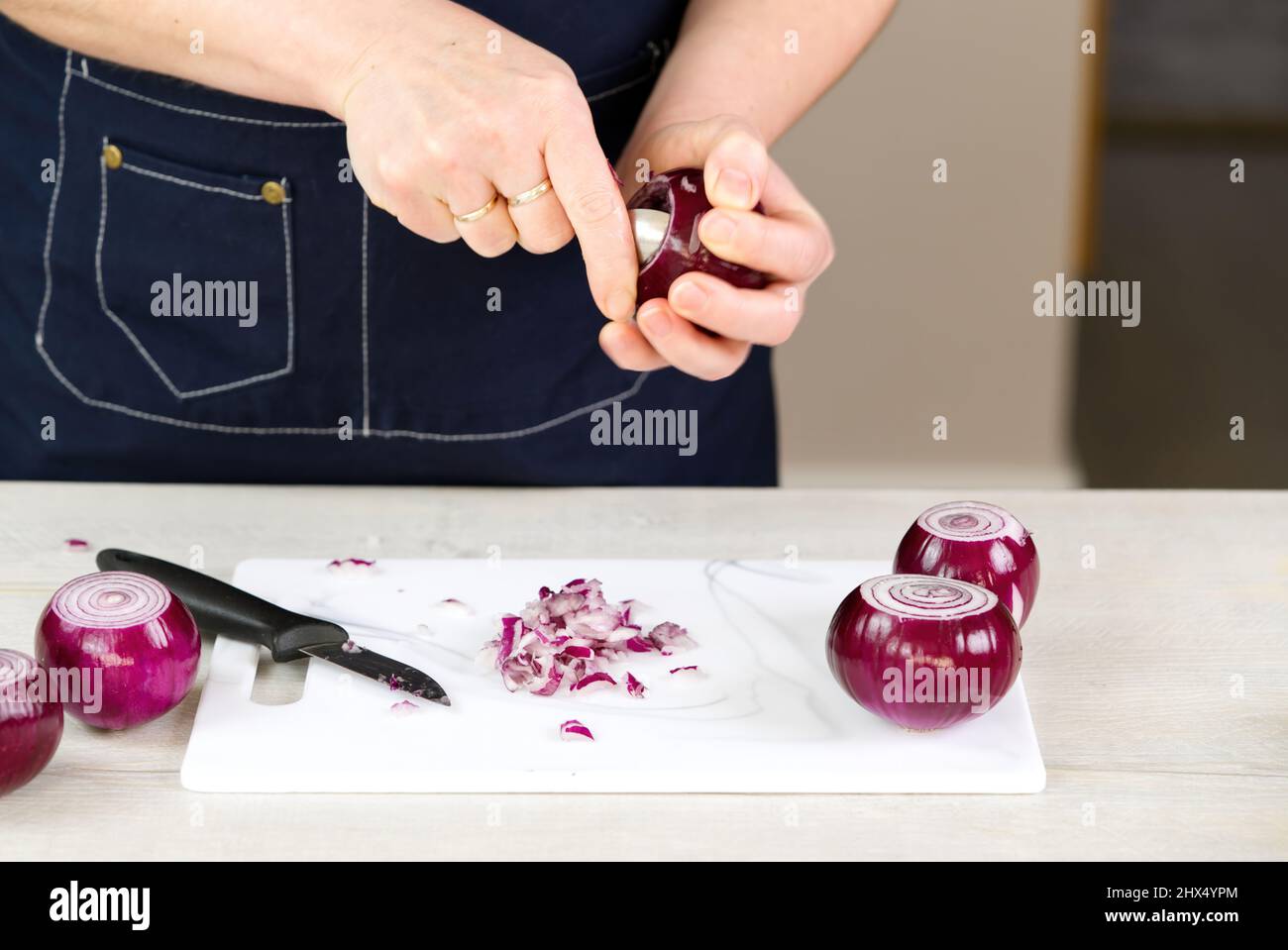 Scoop out flesh hi-res stock photography and images - Alamy