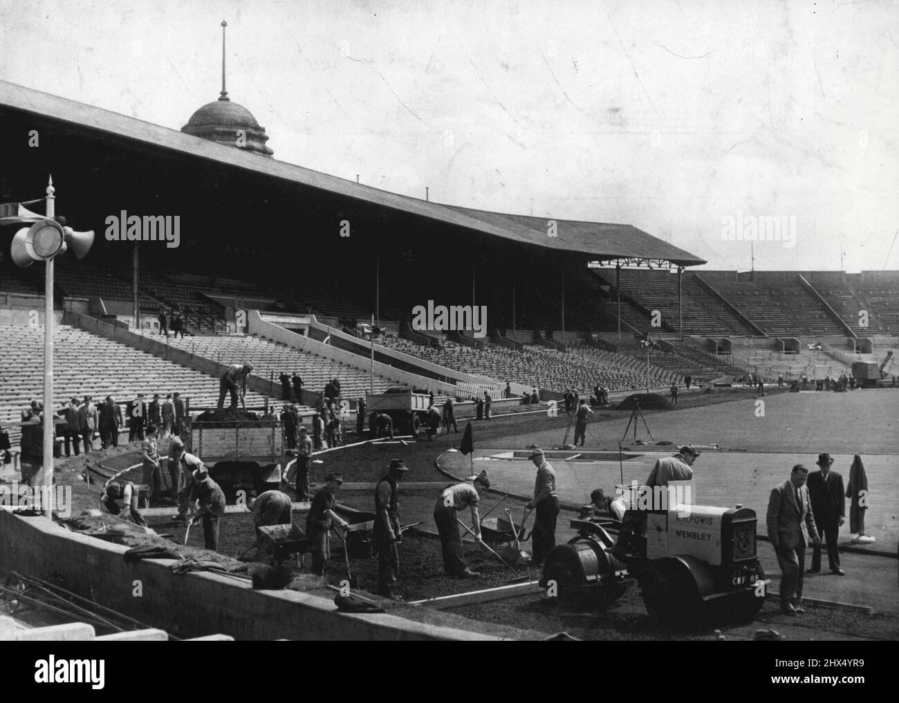 1948 summer olympics london hi-res stock photography and images - Alamy