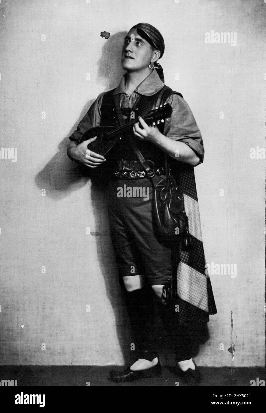 Gregory Stroud an Giuseppe in "The Gondoliers". January 20, 1932 Stock ...