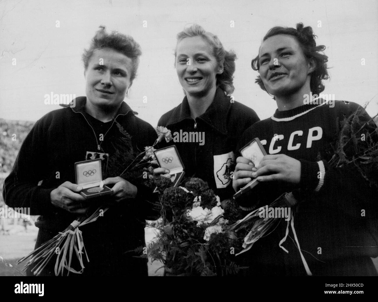 Olympics medals record Black and White Stock Photos & Images - Alamy