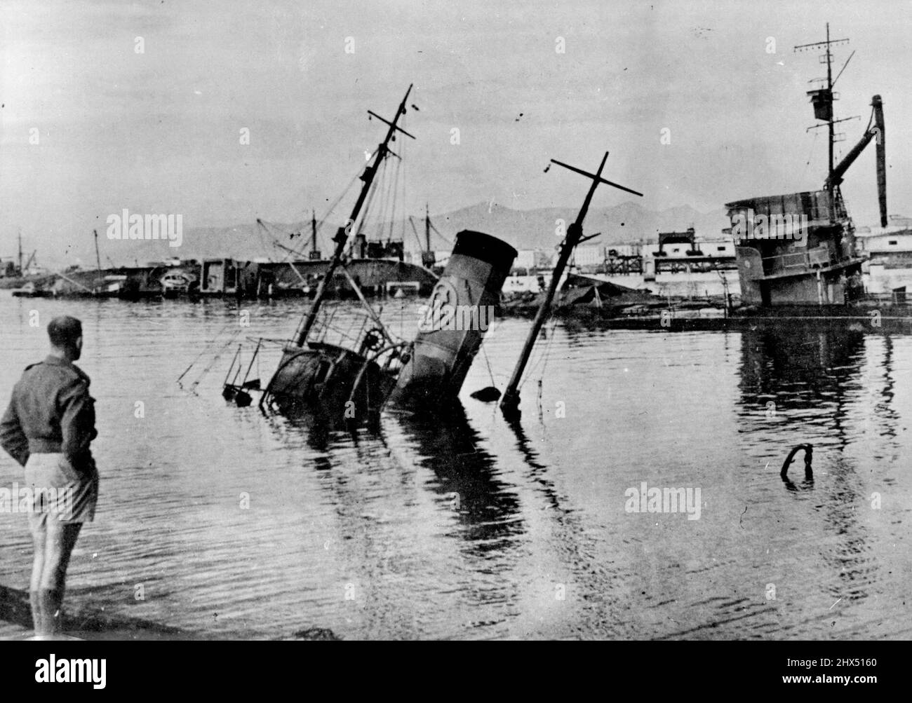 Liberation of naples world war ii hi-res stock photography and images ...