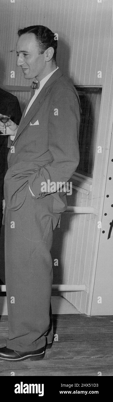 Architect, Harry Seidler. December 05, 1954 Stock Photo - Alamy