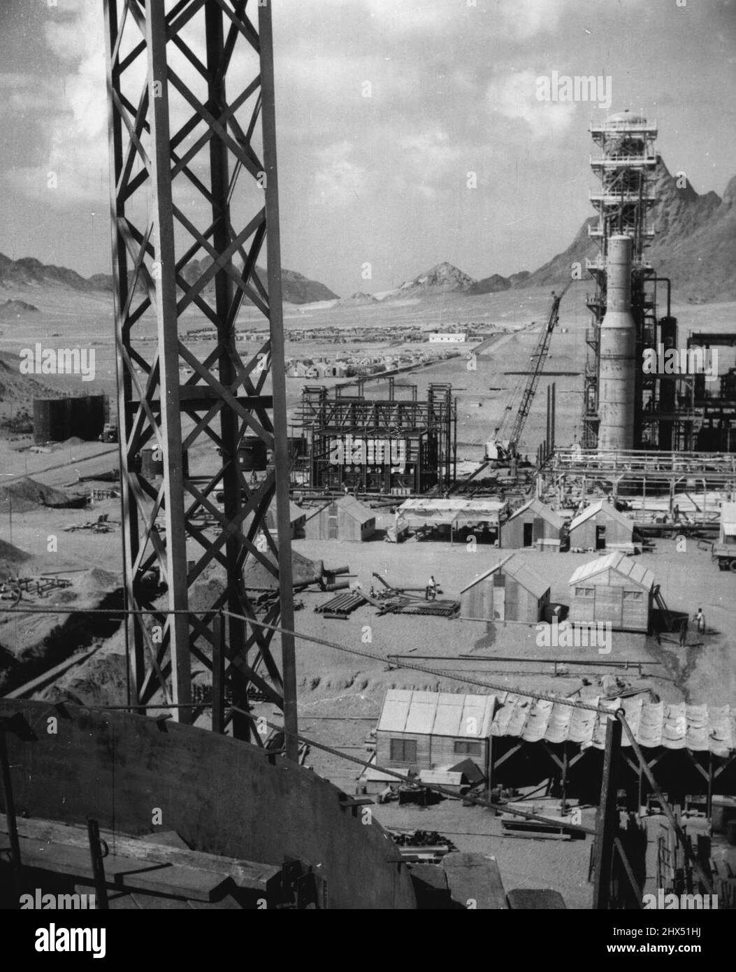 World's Largest Oil Refinery Rises From Desert (4). View of Aden Crude ...