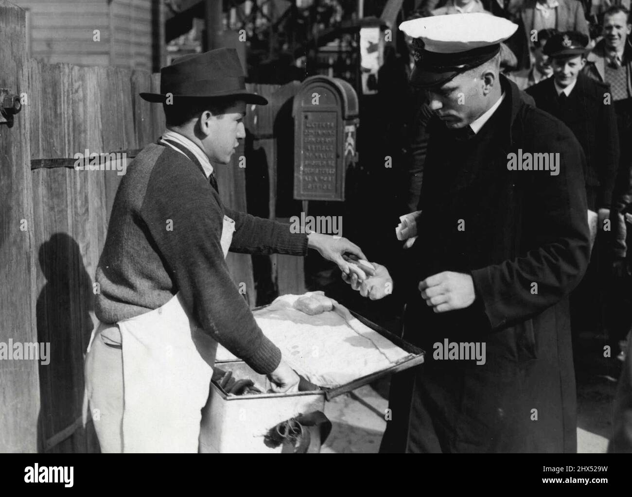 Boy vendor hi-res stock photography and images - Alamy