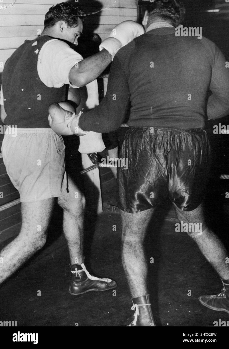 Dave sands boxer hi-res stock photography and images - Alamy