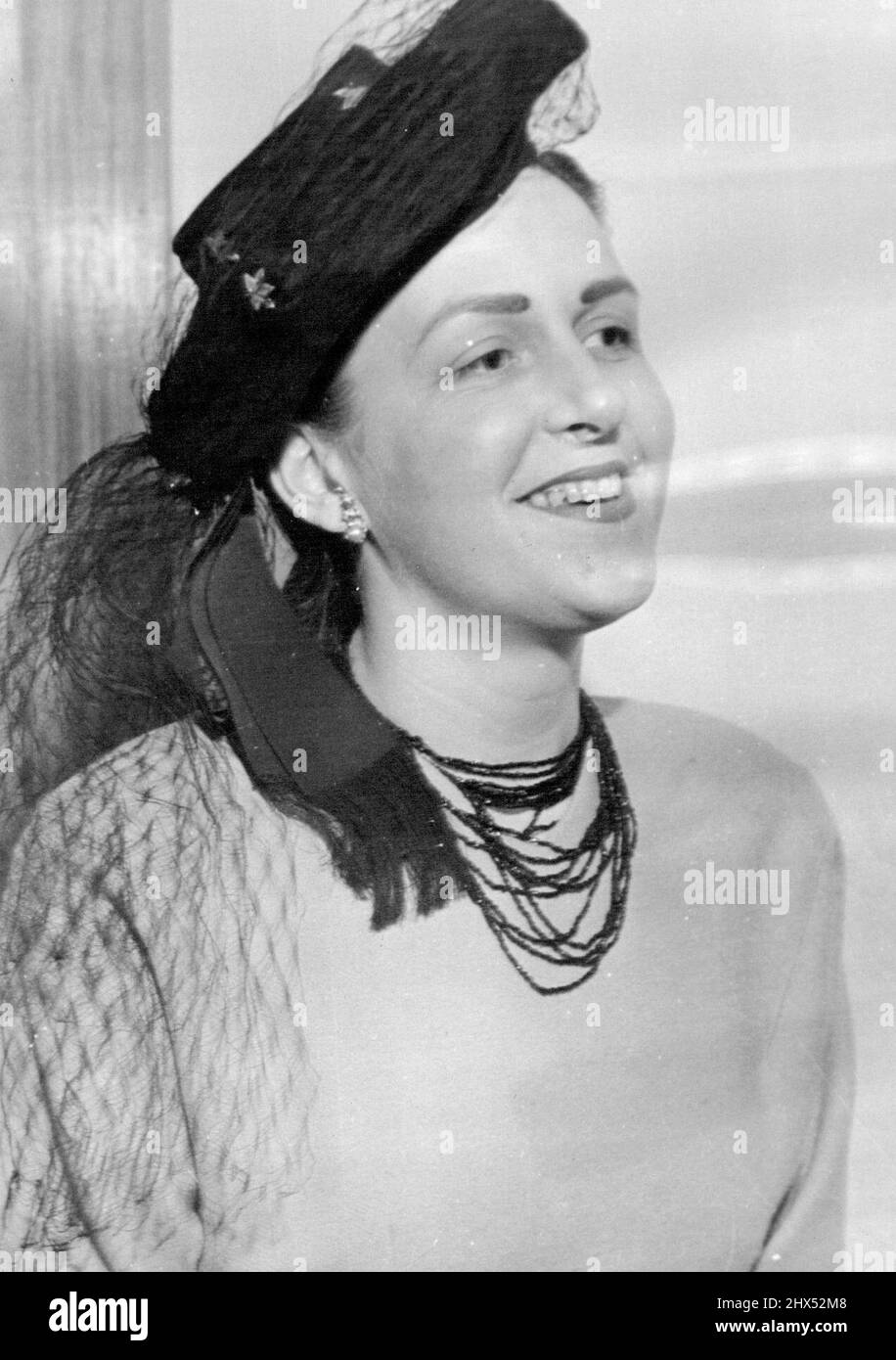 Singers Leave. Two Australian singers left on the Stratheden today for ...