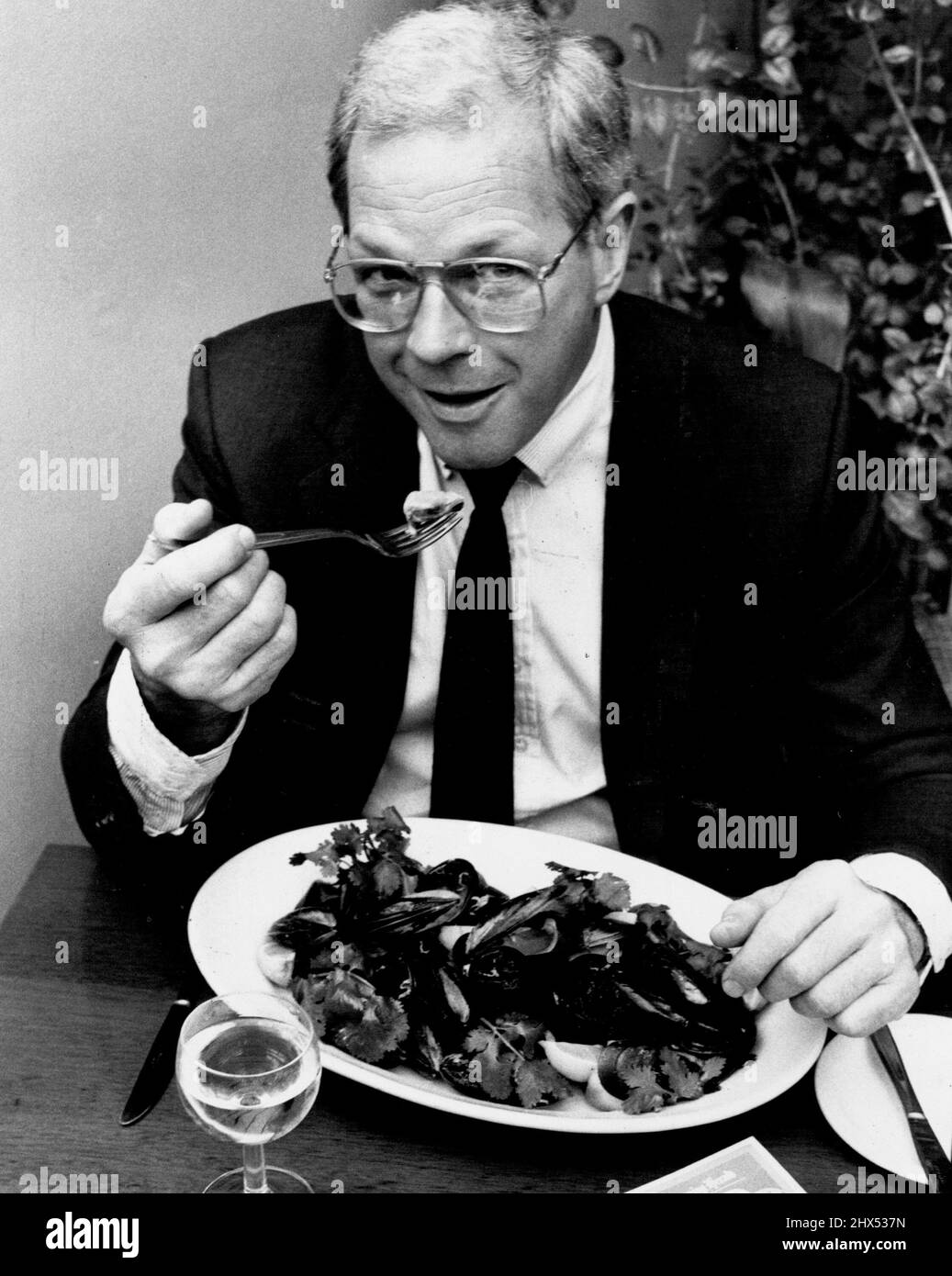 Gourmet and food writer Leo Schofield at the Bayswater Brasserie ...