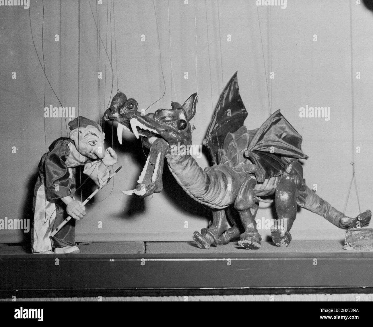 Peter Scriven - Stage & Screen. March 01, 1954 Stock Photo - Alamy
