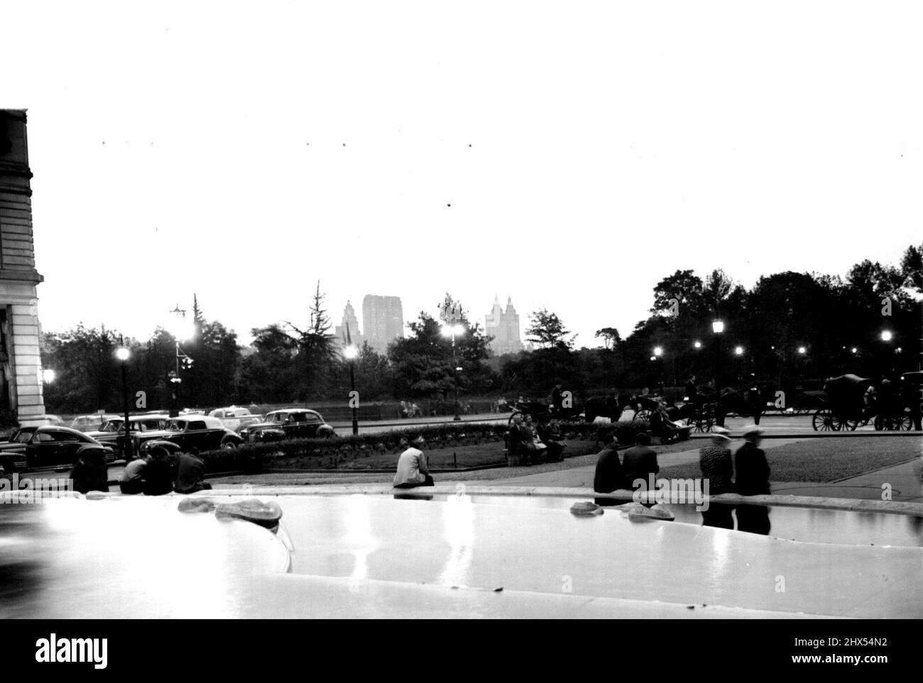 Cool city people Black and White Stock Photos & Images - Alamy