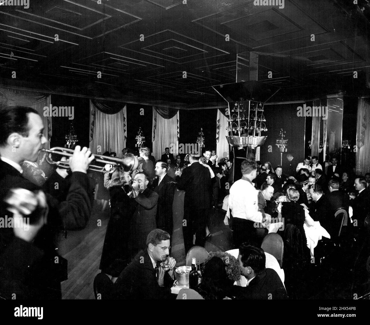 Stork club hi-res stock photography and images - Alamy